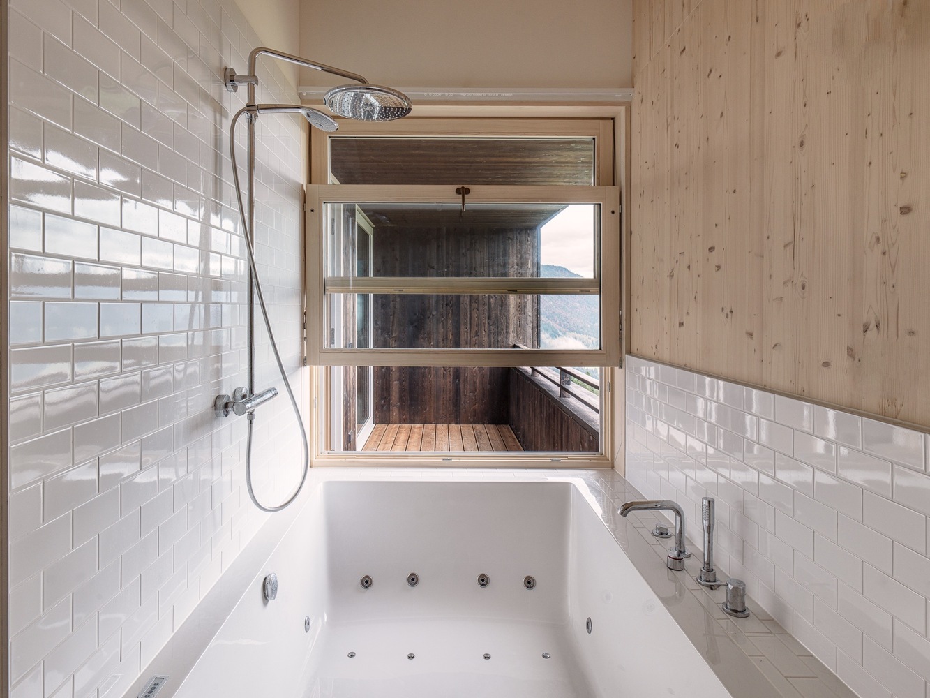 Gallery of From Frameless to Pivot: 20 Types of Windows for ...