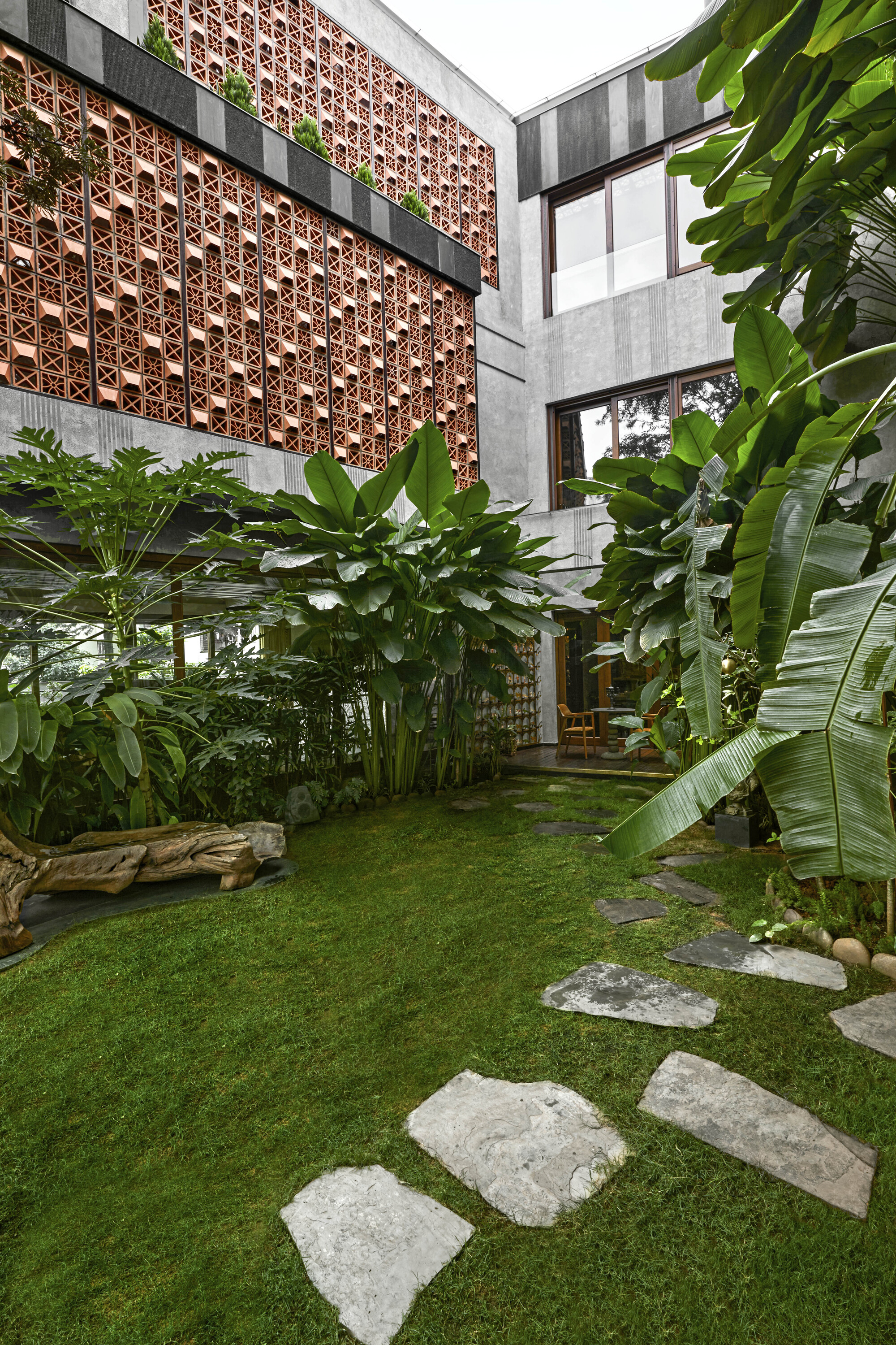 Gallery of Project 58 Residence / The Purple Ink Studio - 14