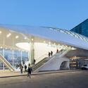 Lightrailstation The Hague / architectural studio ZJA | ArchDaily
