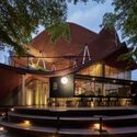 Tanatap Canopy Garden Café and Restaurant / RAD+ar (Research Artistic ...