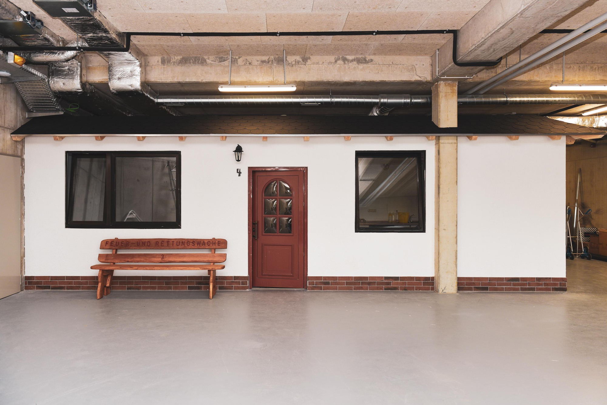 Gallery of Fire and Rescue Station Wiesbaden-Igstadt / Bayer & Strobel ...