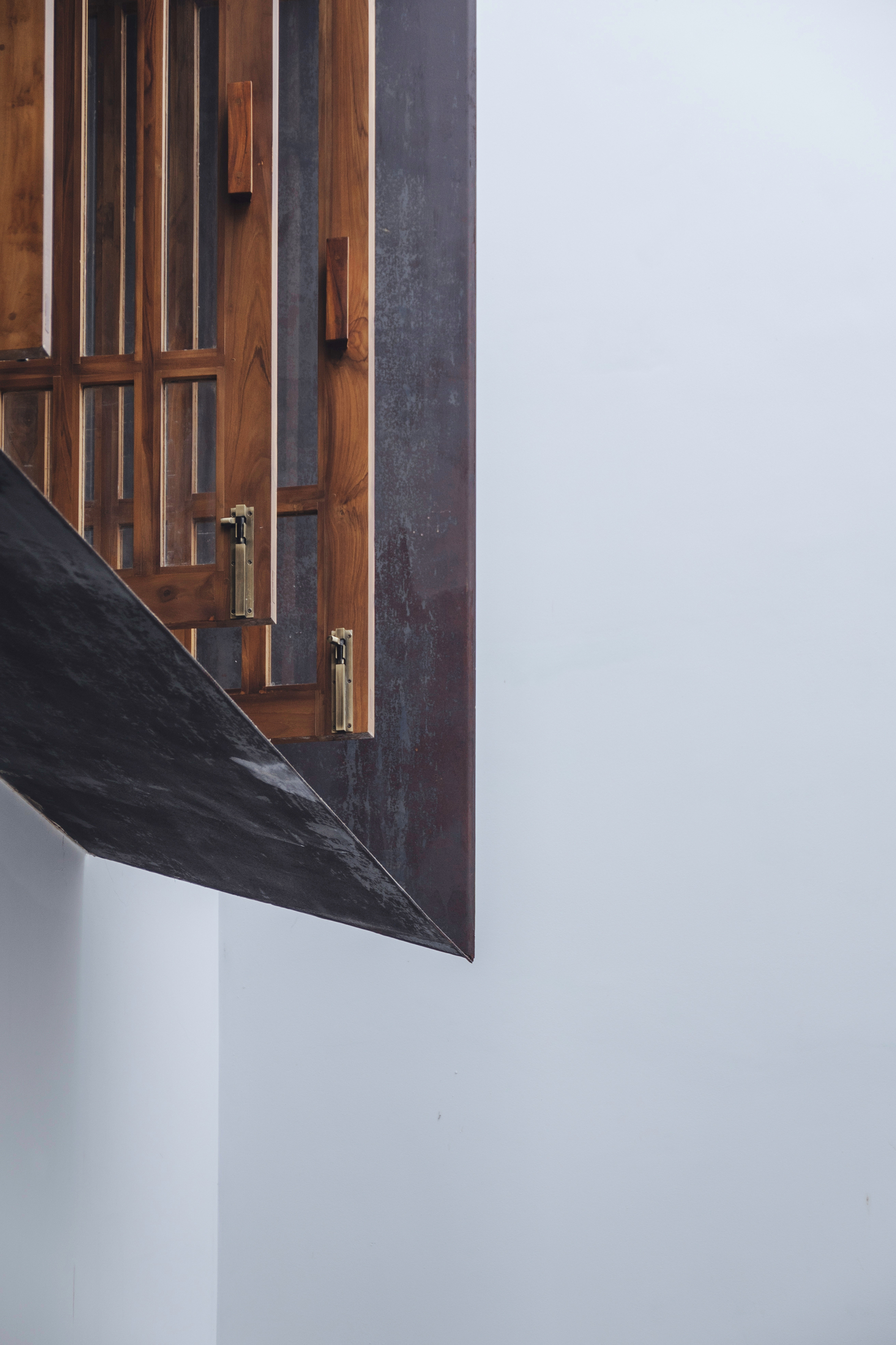 Gallery of Wrapped Light House / Monsoon Projects - 14