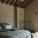 Granary House in Arouca / Marta Brandão + Mimahousing | ArchDaily