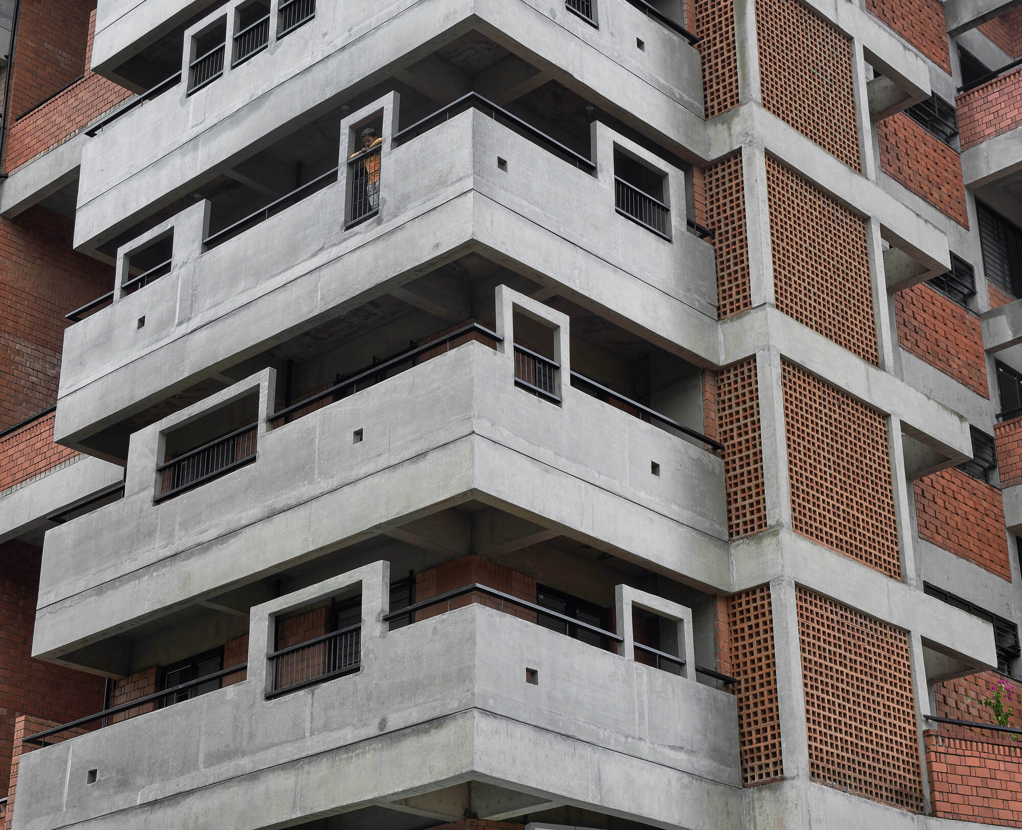 Gallery of Housing Apartment at Badade Nagar / Studio Frozen Music - 10