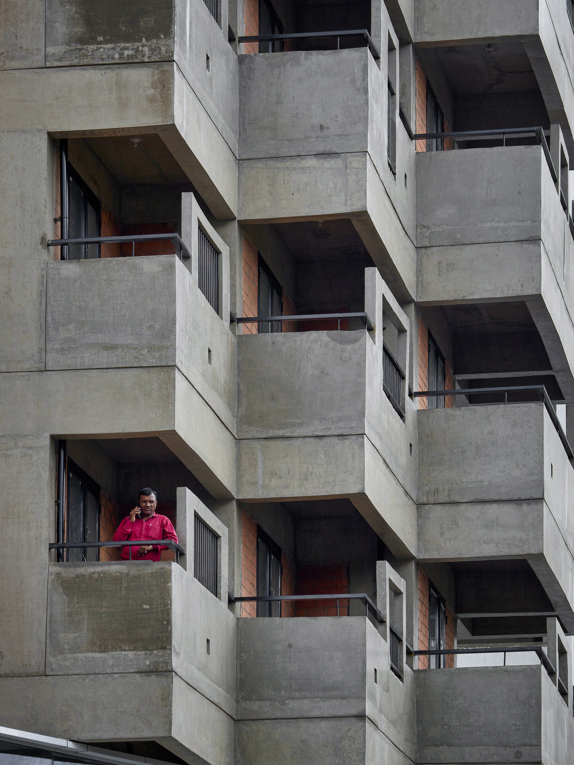 Gallery of Housing Apartment at Badade Nagar / Studio Frozen Music - 13