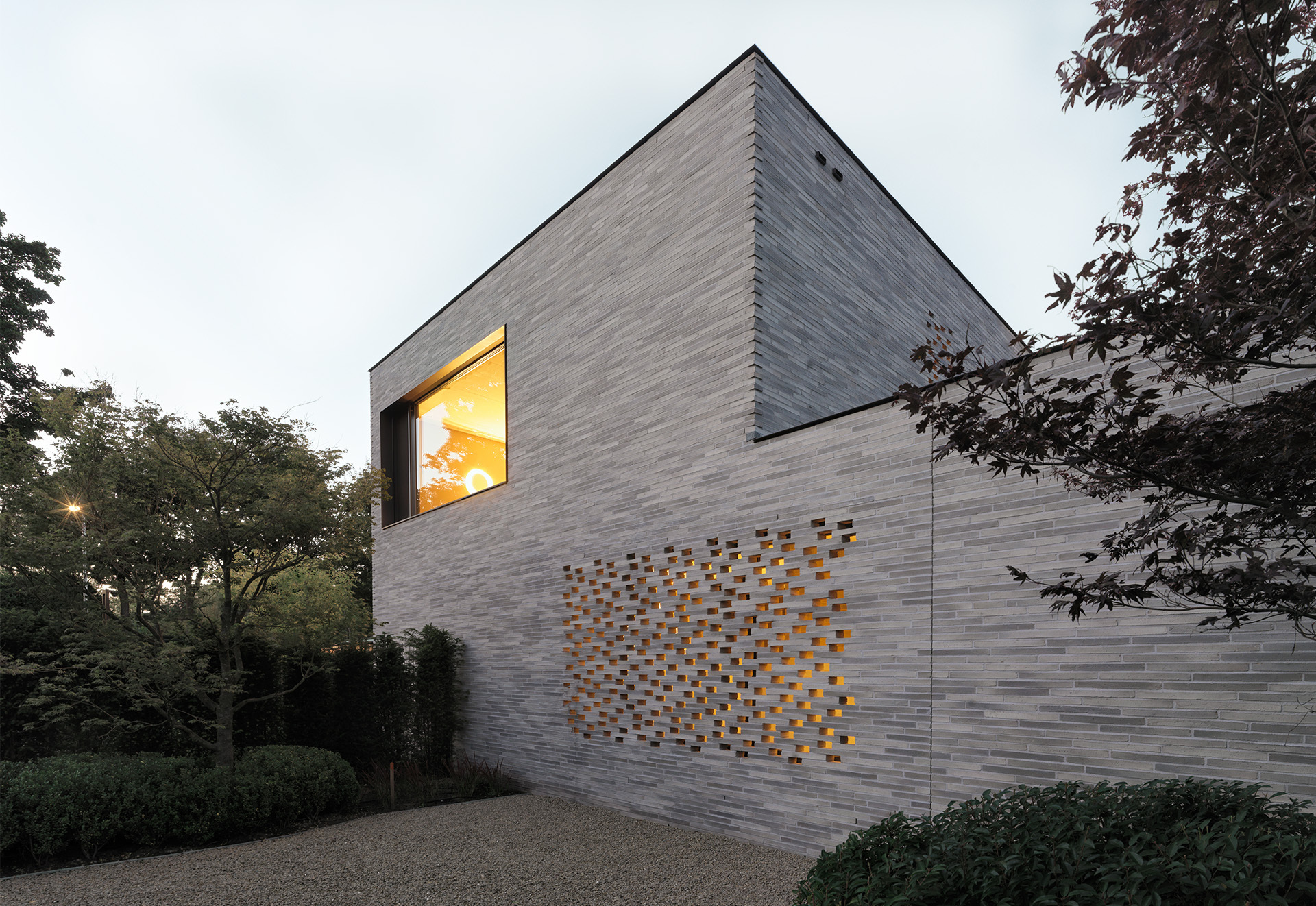 Gallery of Biophilic-Inspired Design Takes Center Stage: How Bricks ...