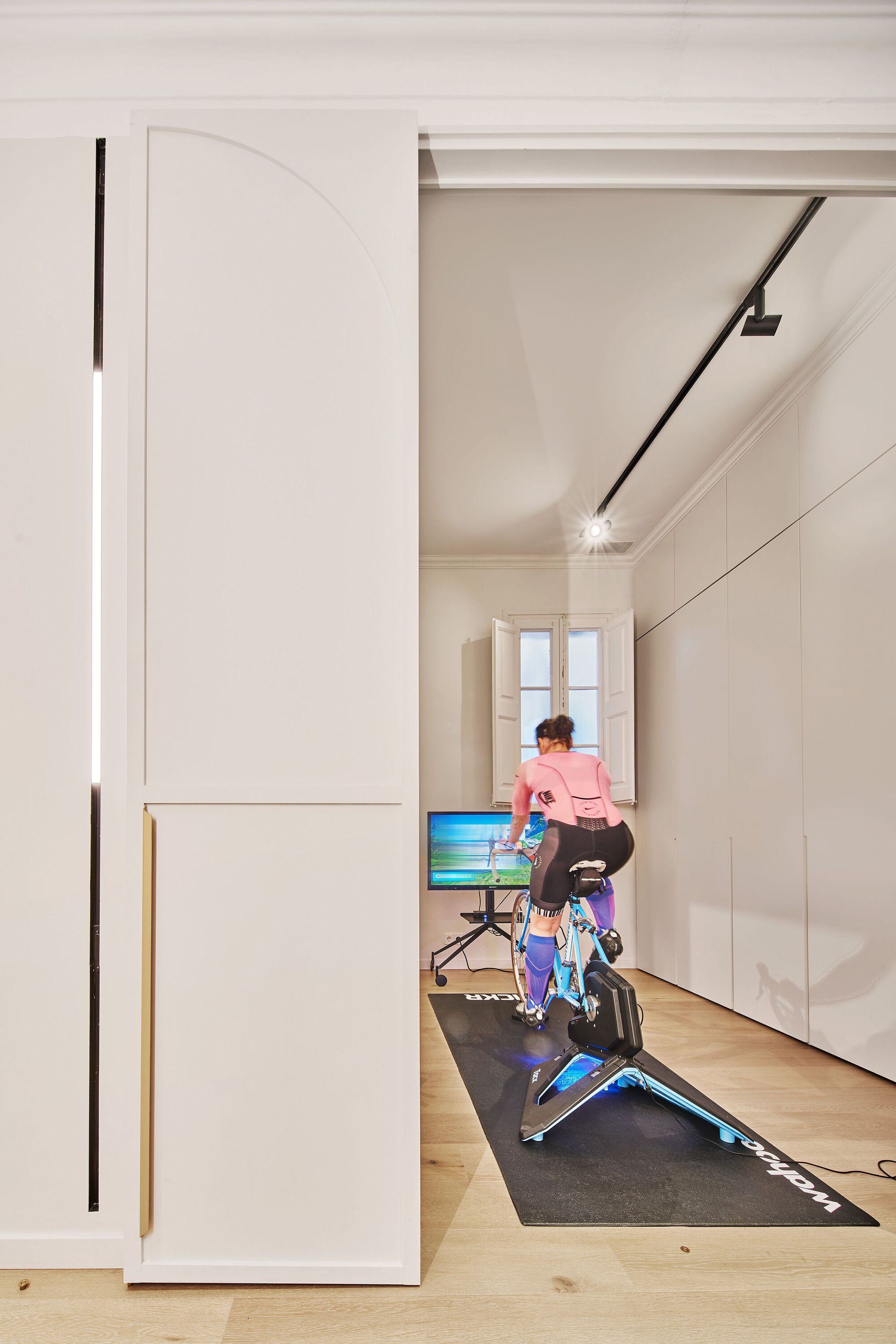 Gallery of The Bruc Apartment / Cometa Architects - 27