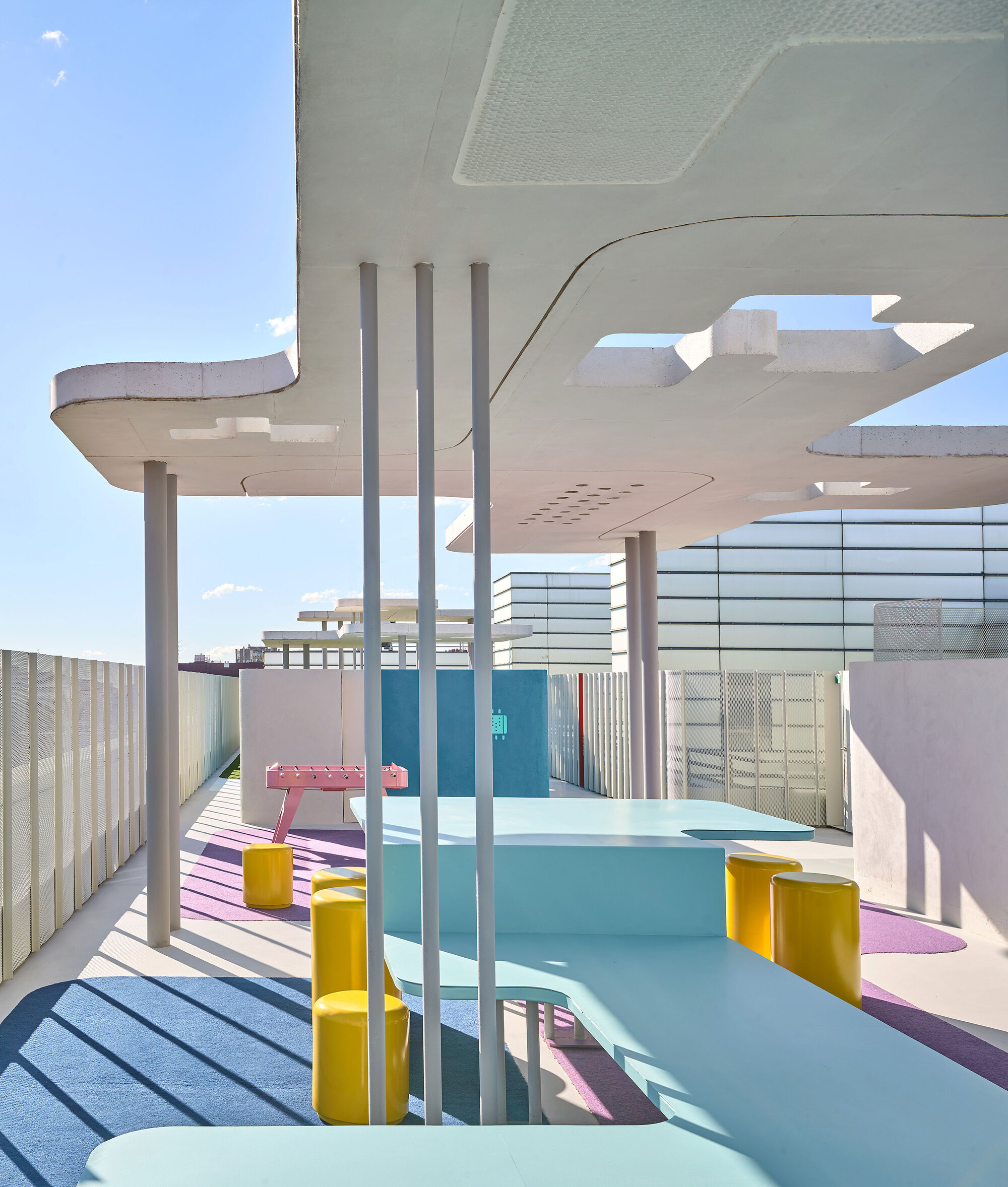 Gallery of Rooftop Garden of the O'Donnell Maternity Hospital / Padilla ...