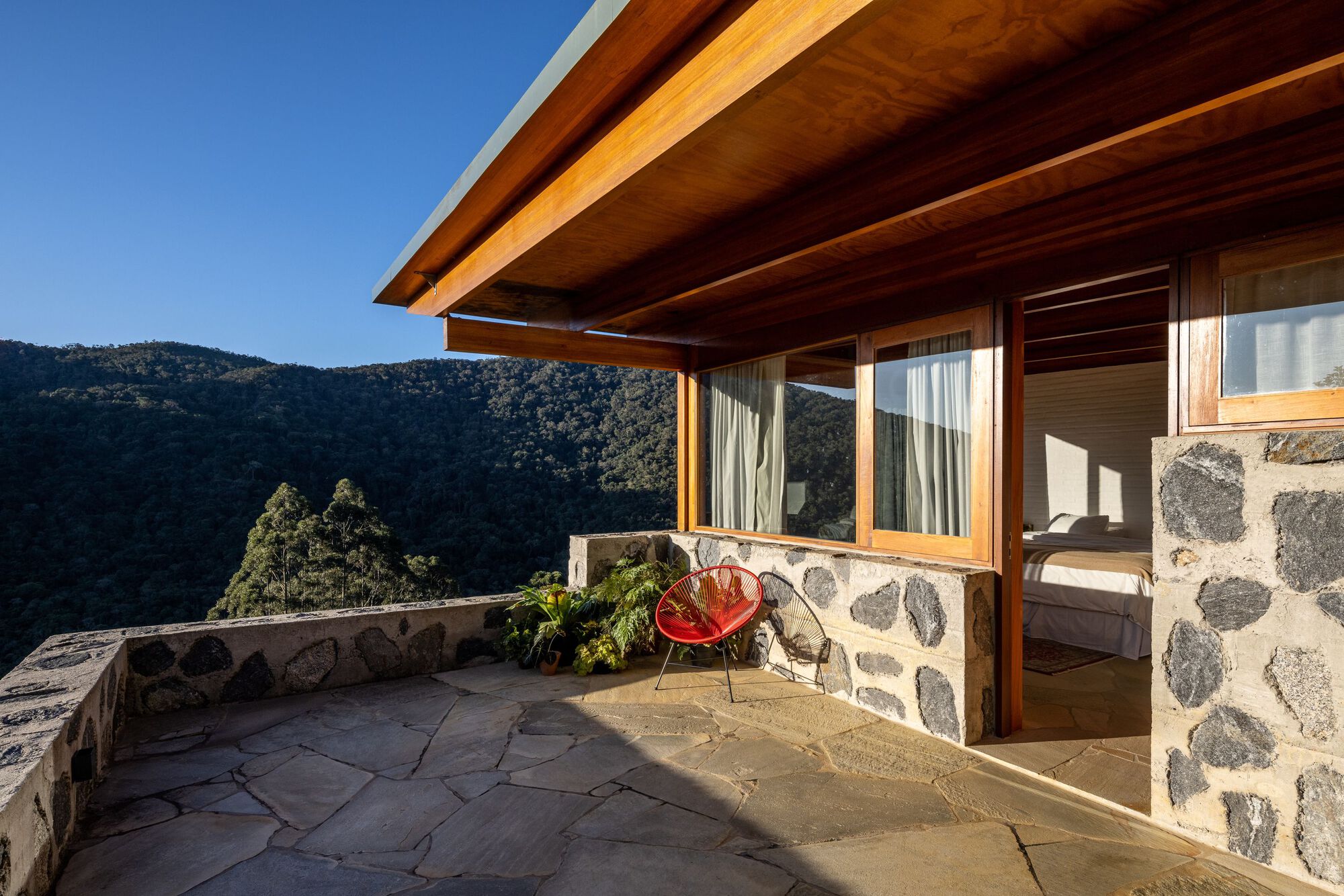 Gallery of Bocaina-Paraty House / Cicero Ferraz Cruz + Fábio Mosaner - 10