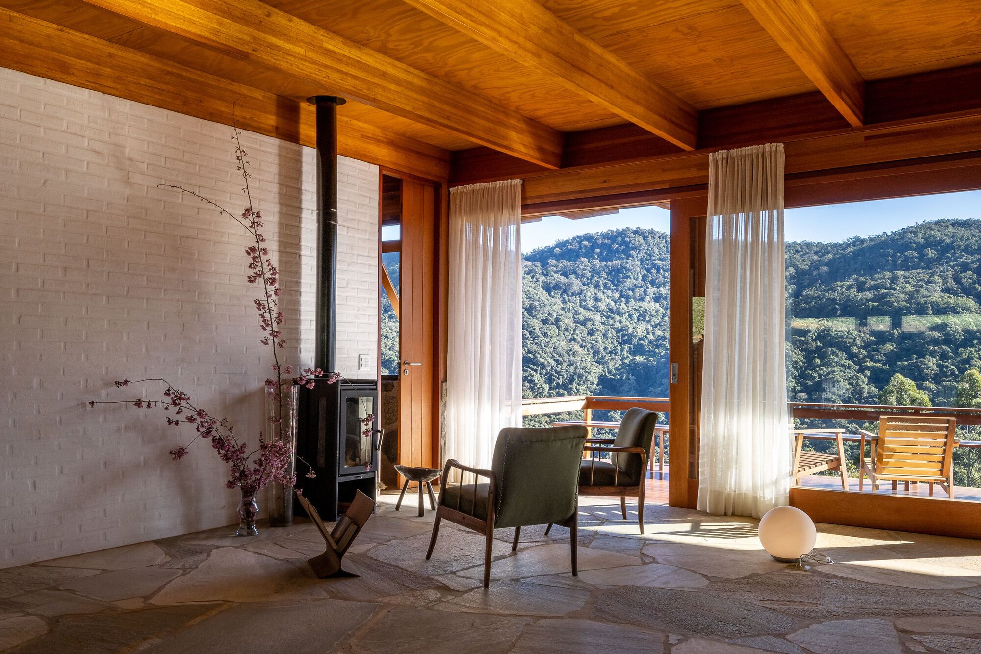 Gallery of Bocaina-Paraty House / Cicero Ferraz Cruz + Fábio Mosaner - 11