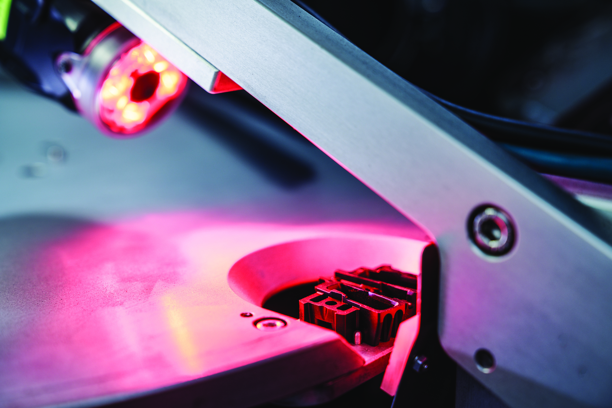 Gallery of Cradle to Cradle in Electric Appliances: Reusable Plugs and ...