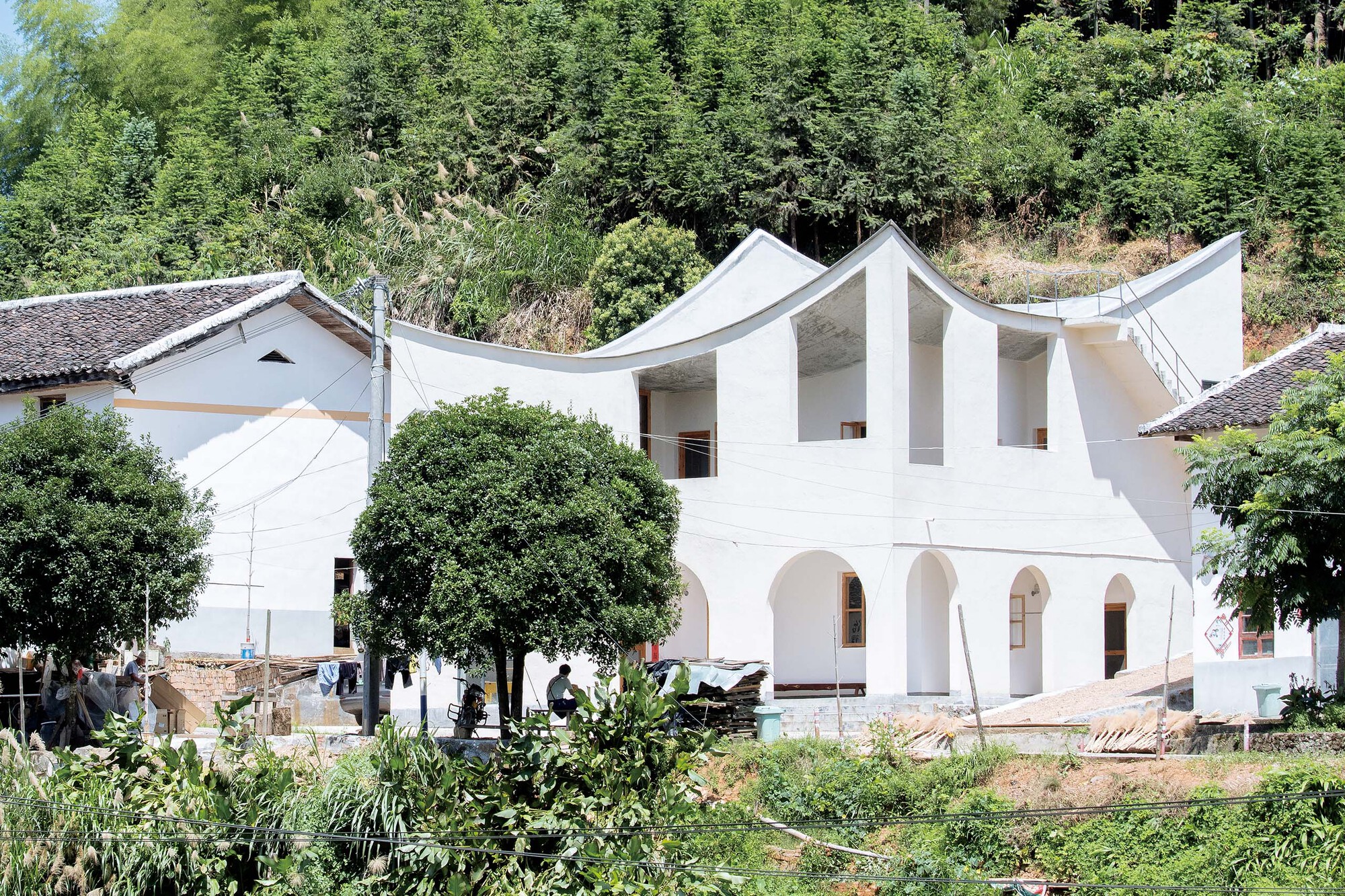 Gallery of A Rural Art Studio / Jumping House Lab - 3