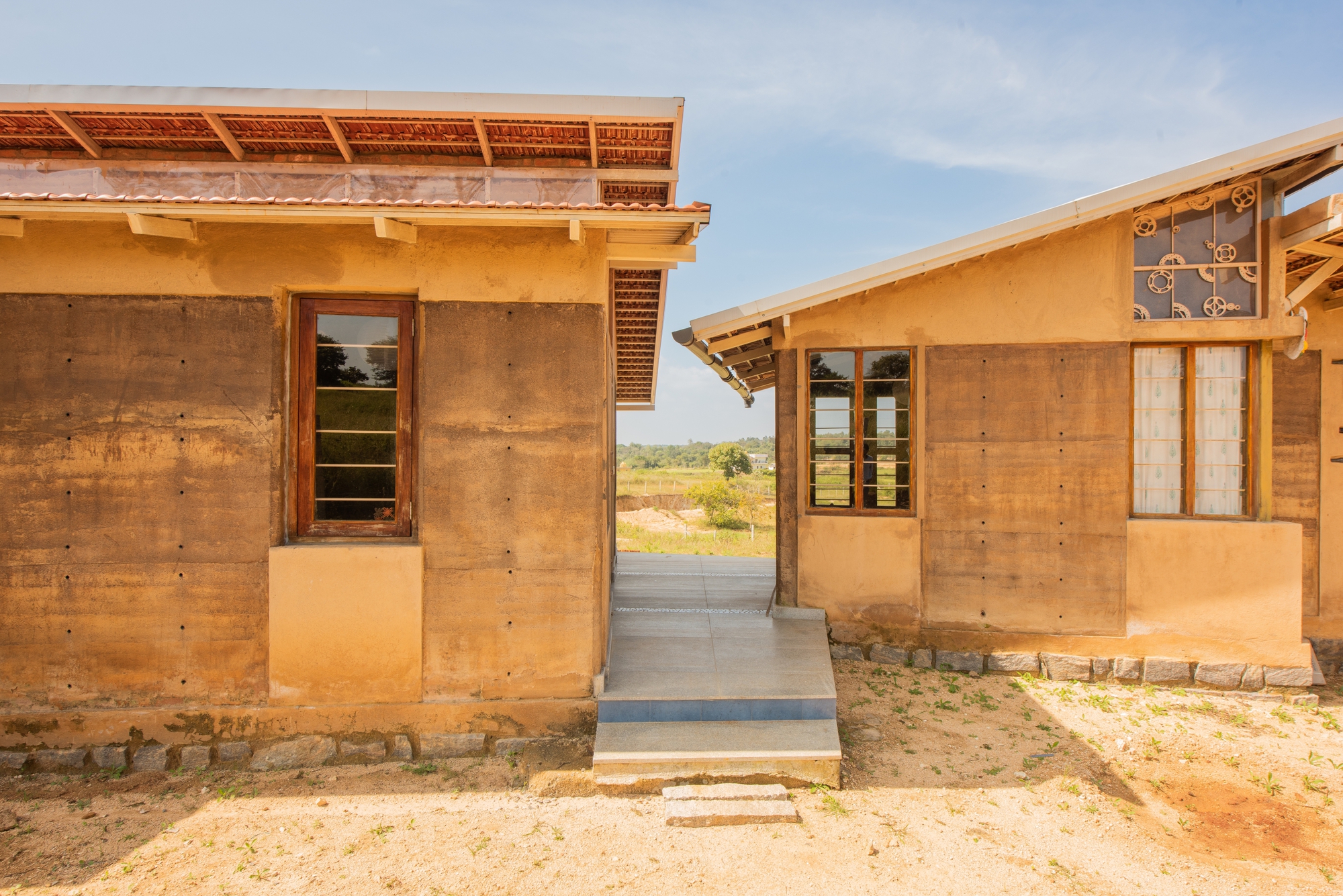 Gallery of Earth Farmhouse / Studio Verge - 7