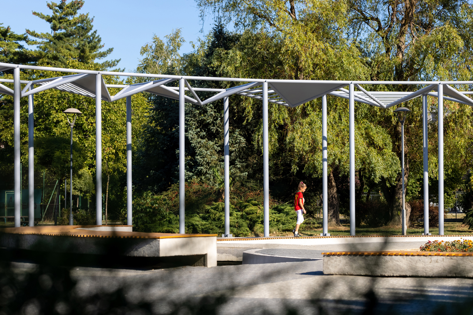 Gallery of Plaza with Fountain in the City park in Šabac / MZ Studio ...