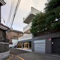 Y2 Mixed Use Building / DAAL | ArchDaily
