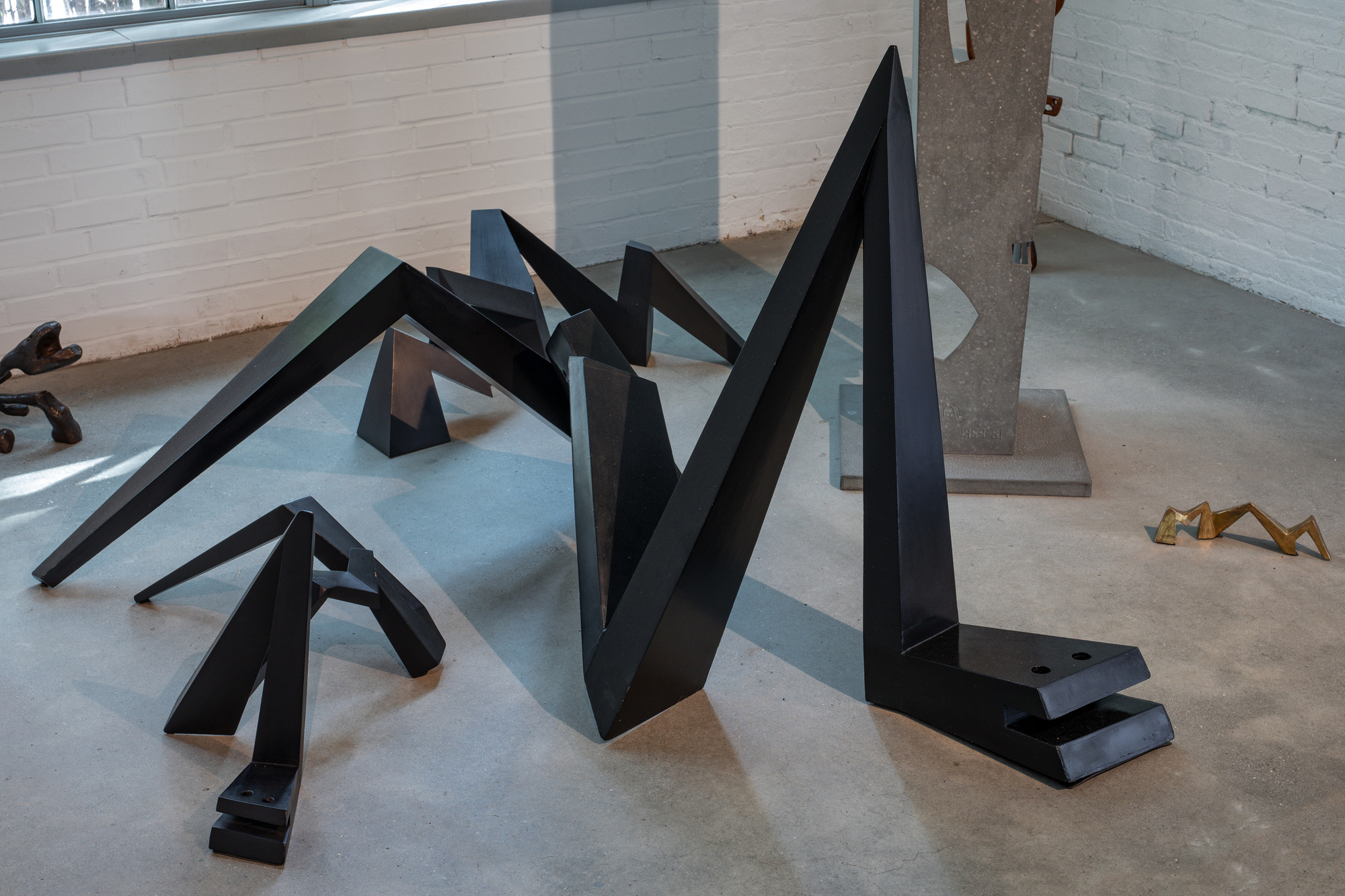 Galería de 'In Praise of Caves': la muestra de arquitectura orgánica en ...