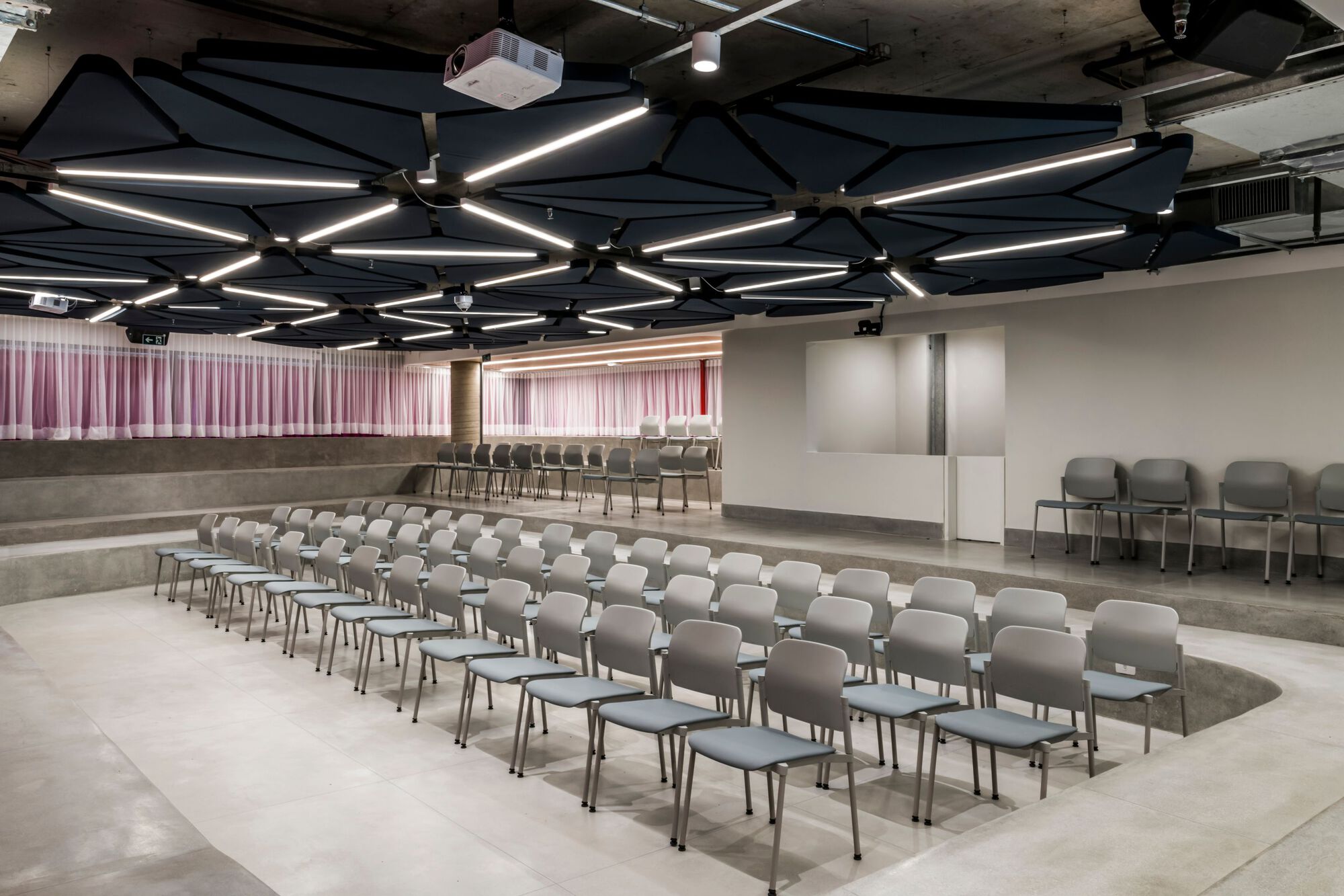 Galeria de Escritórios Alice / Perkins&Will - 14