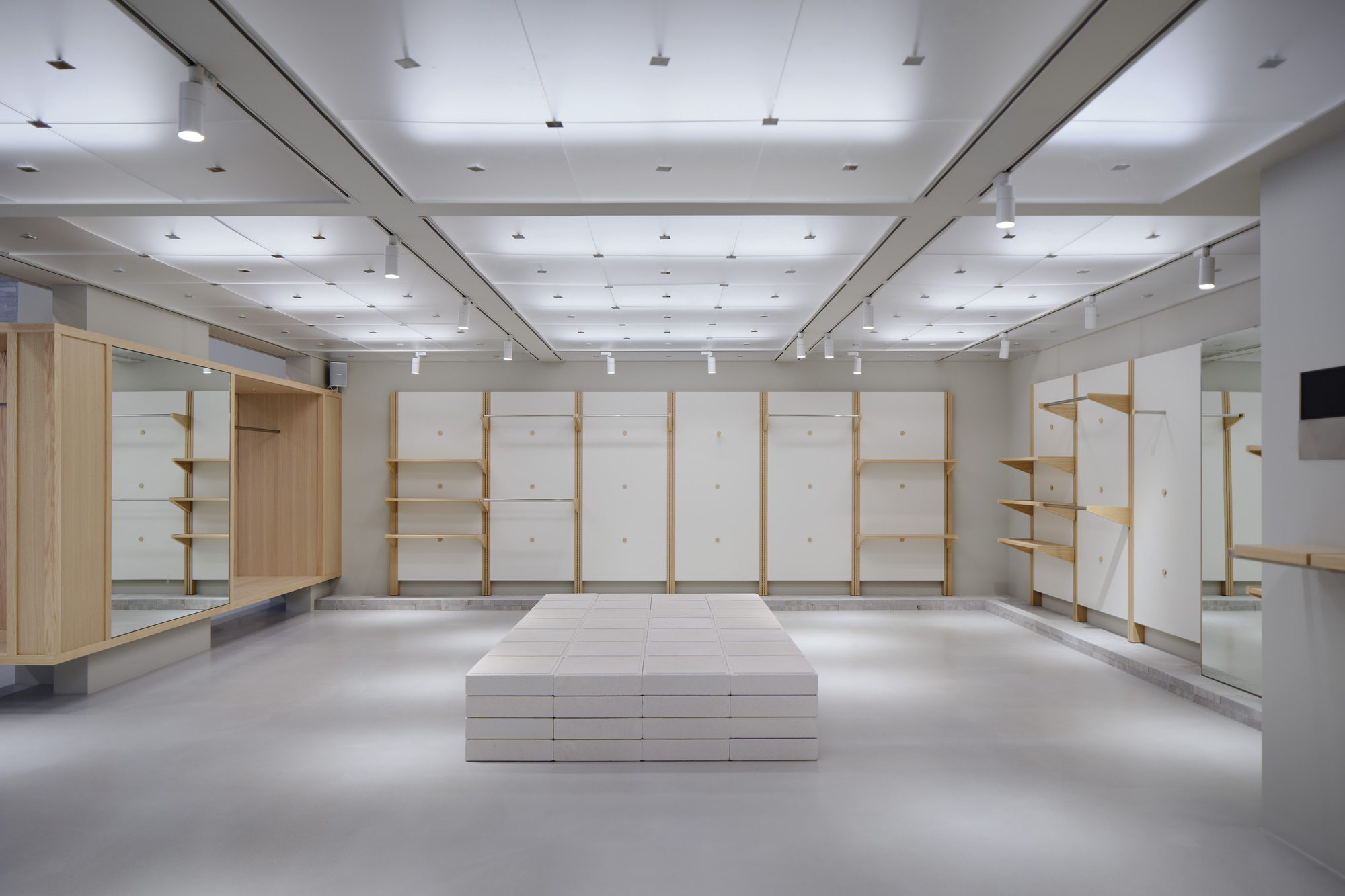 Gallery of 29CM Seongsu Store / studio fragment - 13