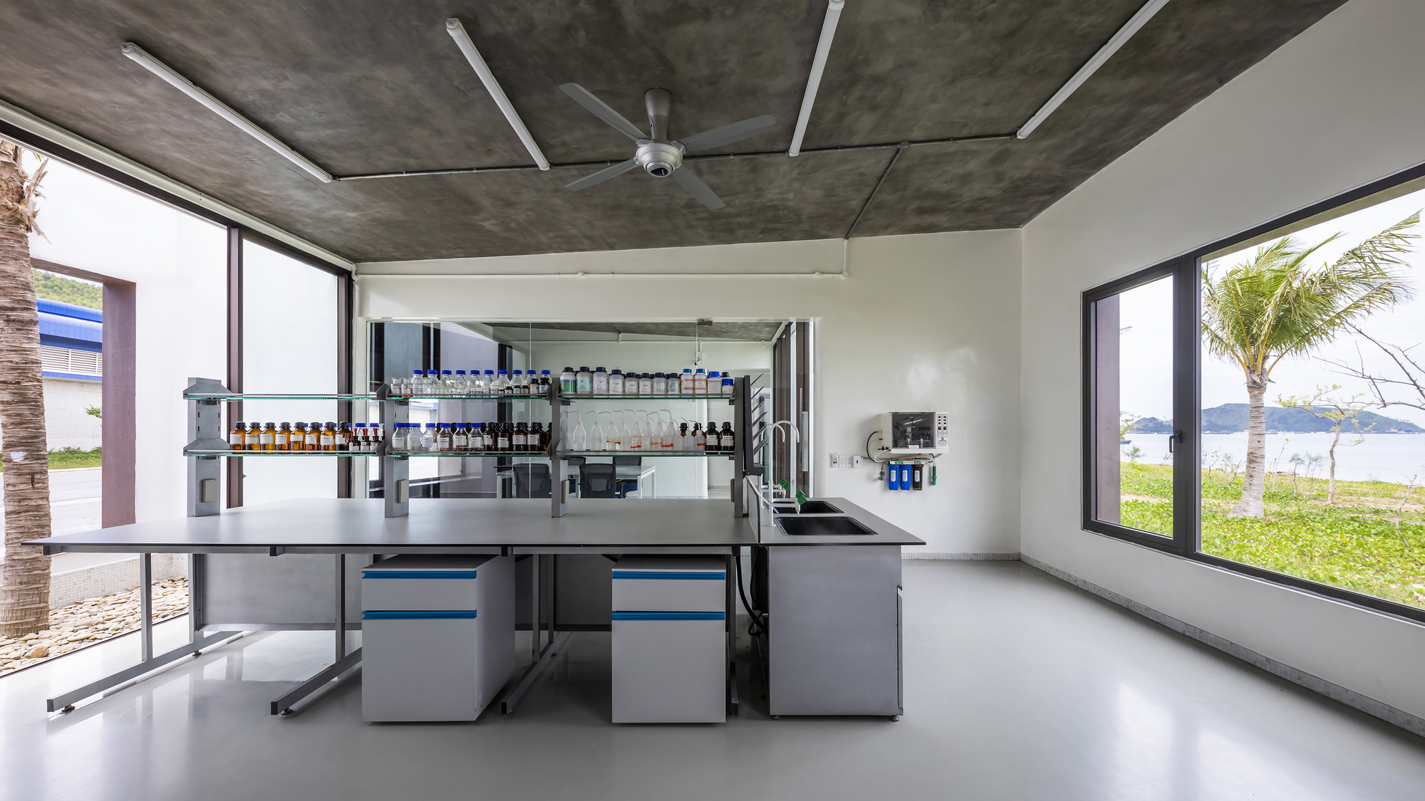 Gallery of The Gamelle Laboratory / Inrestudio - 4