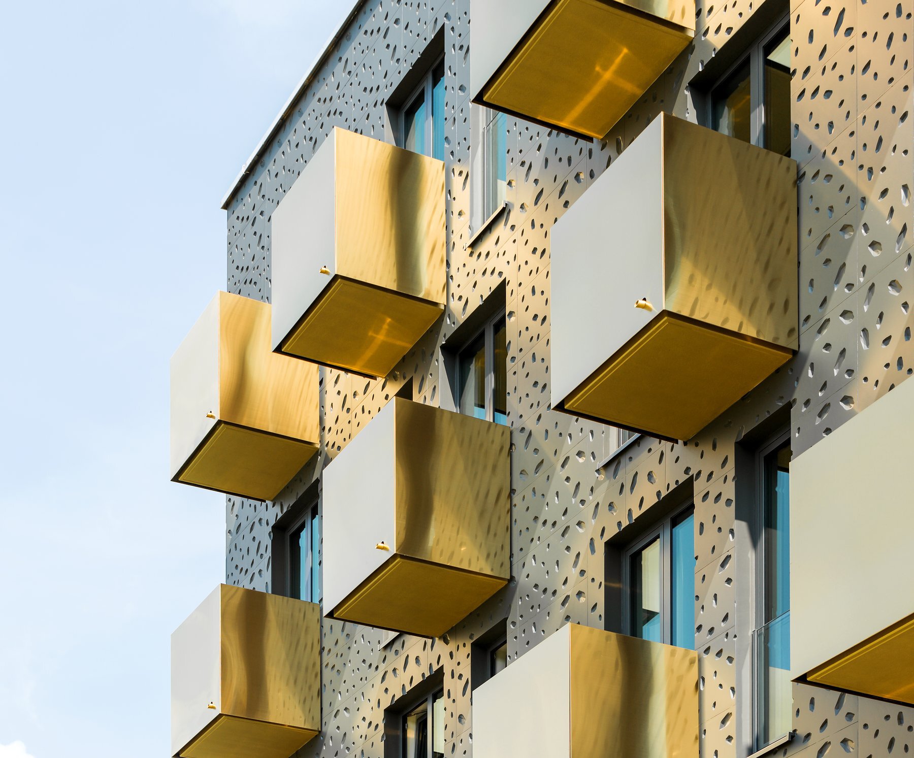 Gallery of Playing with Hues and Shades: The Power of Color in Building ...