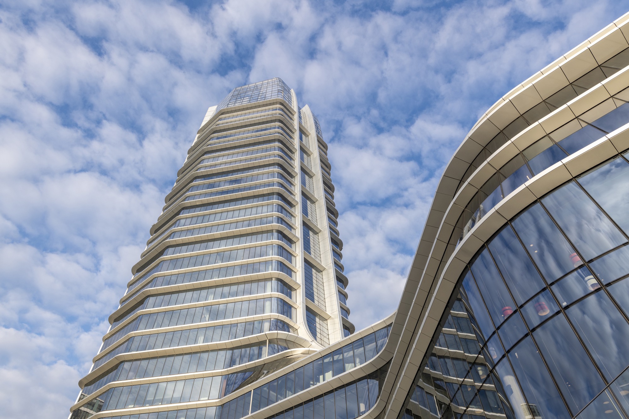 Gallery of MOL Headquarters / Foster + Partners - 7