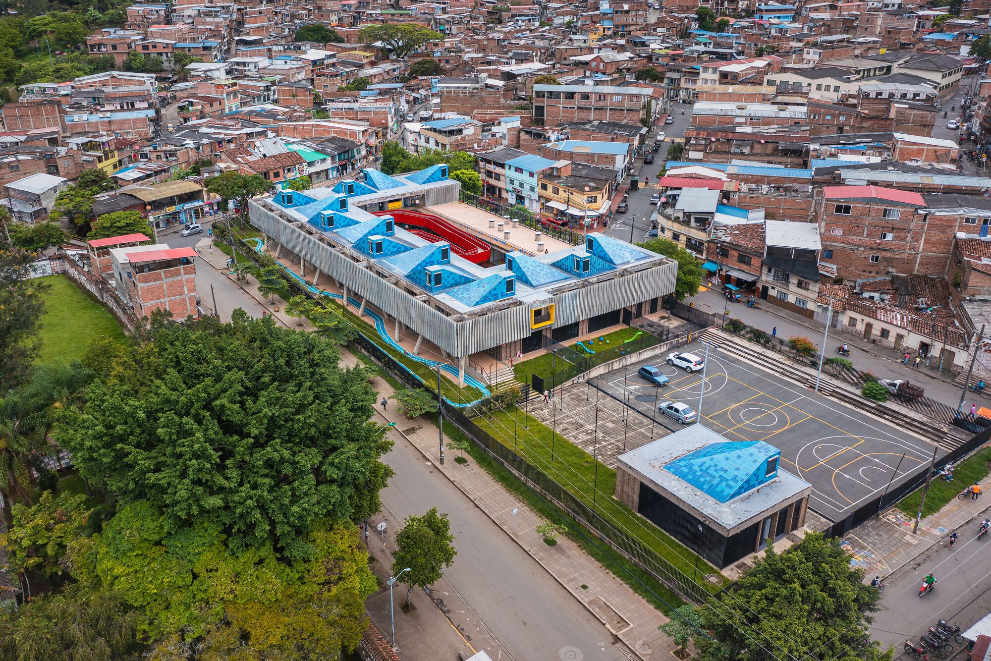 Gallery of Cuna de Campeones Child Development Center / Espacio ...