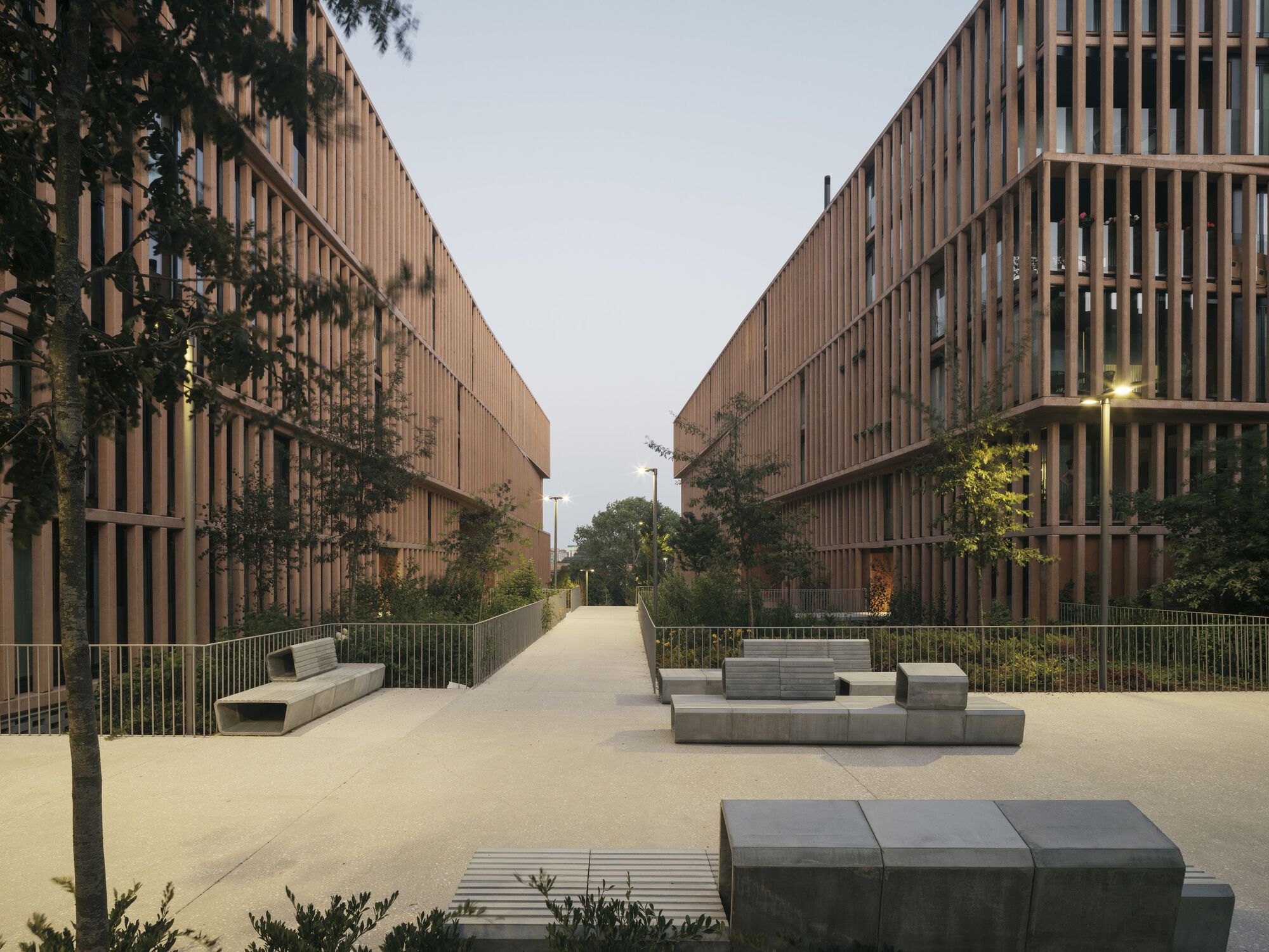 Gallery of Conjunto Cornes Espacio Residencial / Carbajo Barrios ...