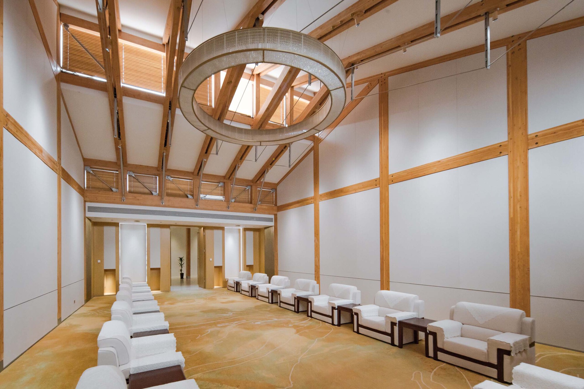 Gallery of Floating Leaf Office Building/ GREEN ARCHITECTS - 35