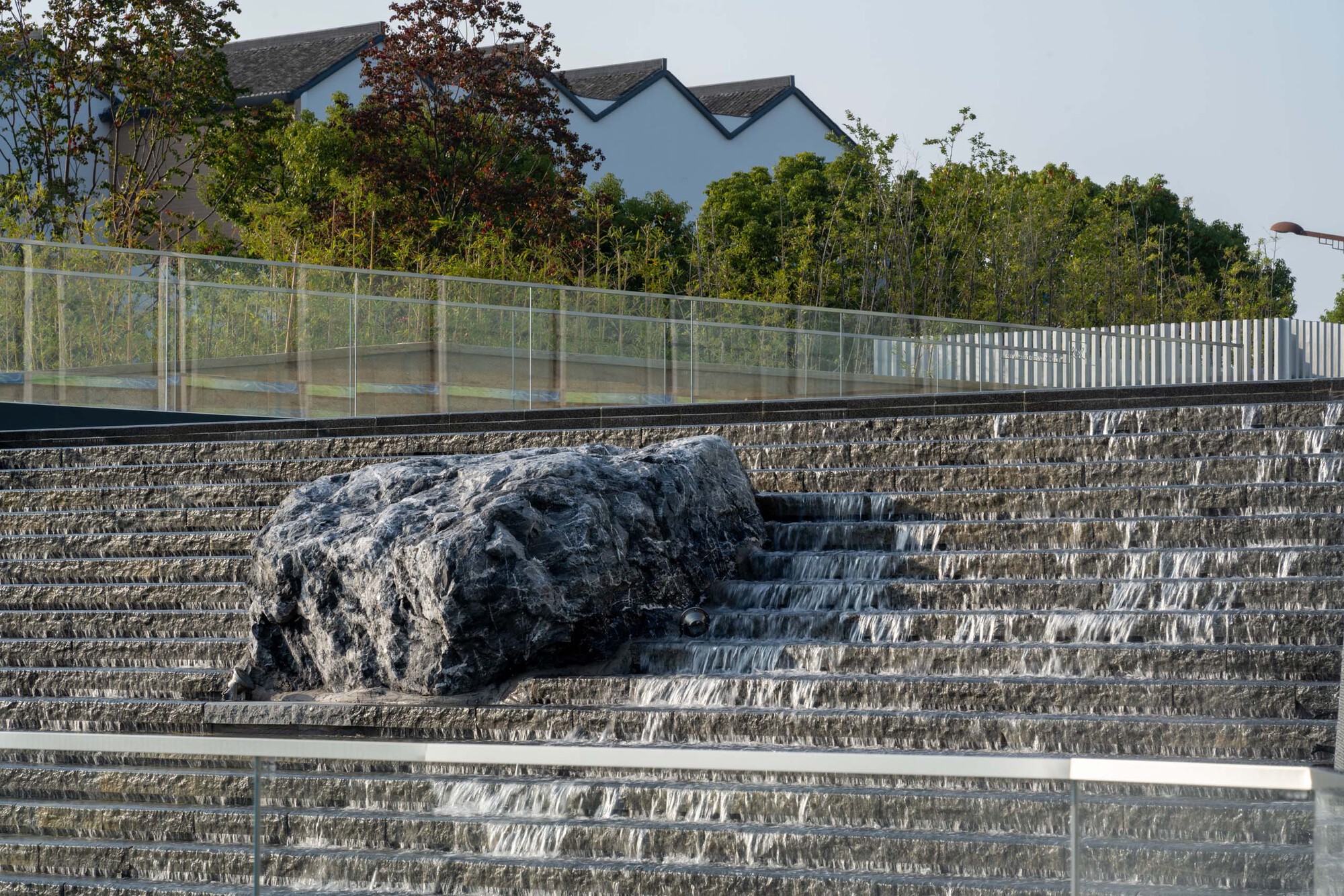 Gallery of Floating Leaf Office Building/ GREEN ARCHITECTS - 27