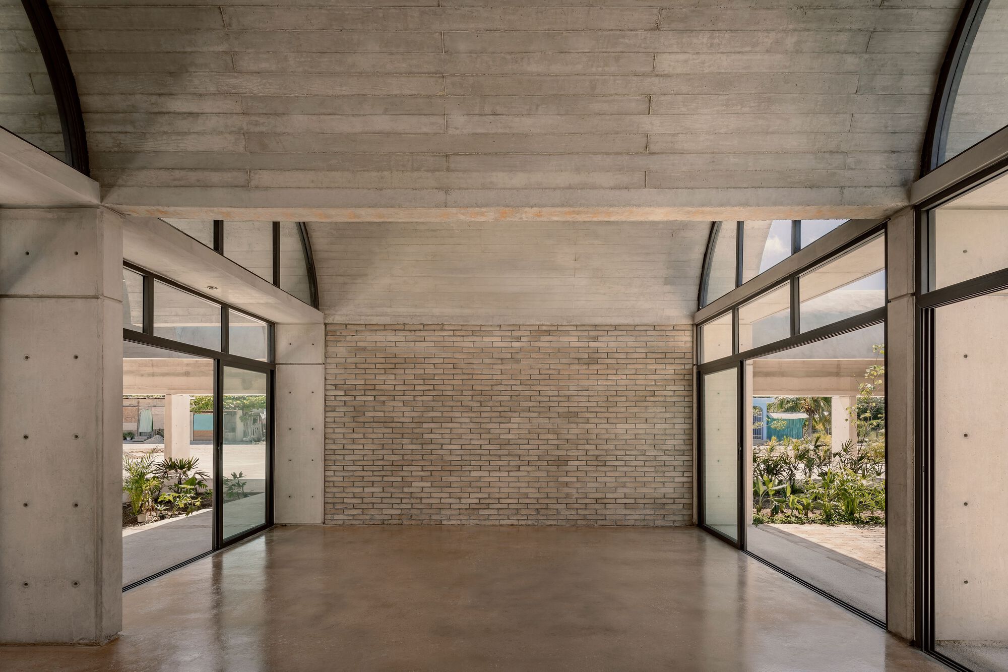 Gallery of N1 Health Center / Kiltro Polaris Arquitectura + JC ...