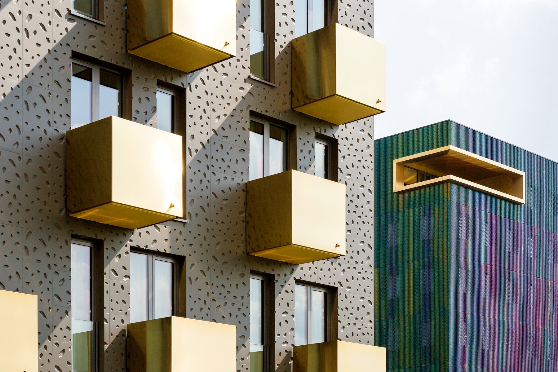 Gallery of Playing with Hues and Shades: The Power of Color in Building ...