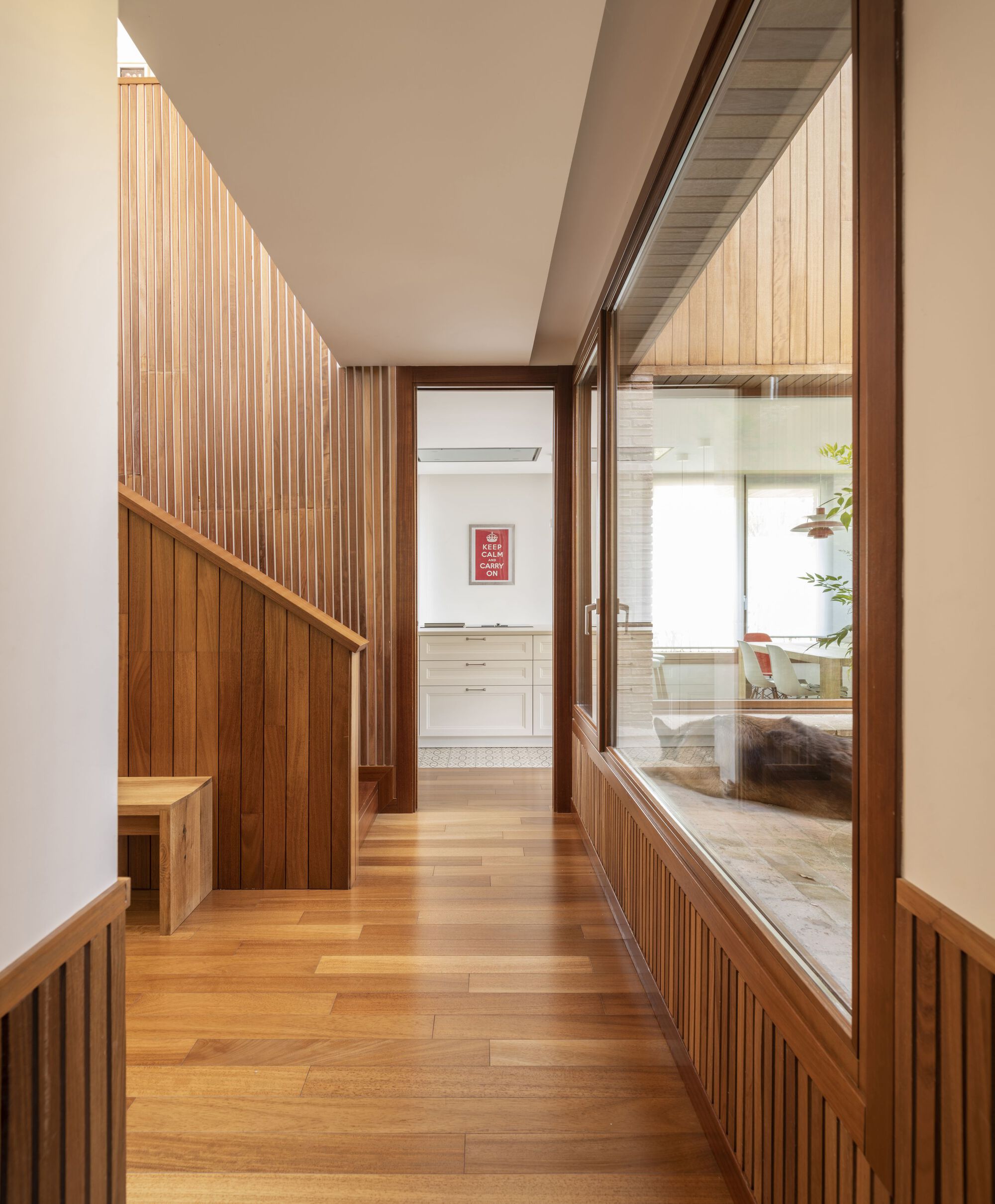 Gallery of House in the Forest / Rodrigo Nuñez Arquitectos - 16