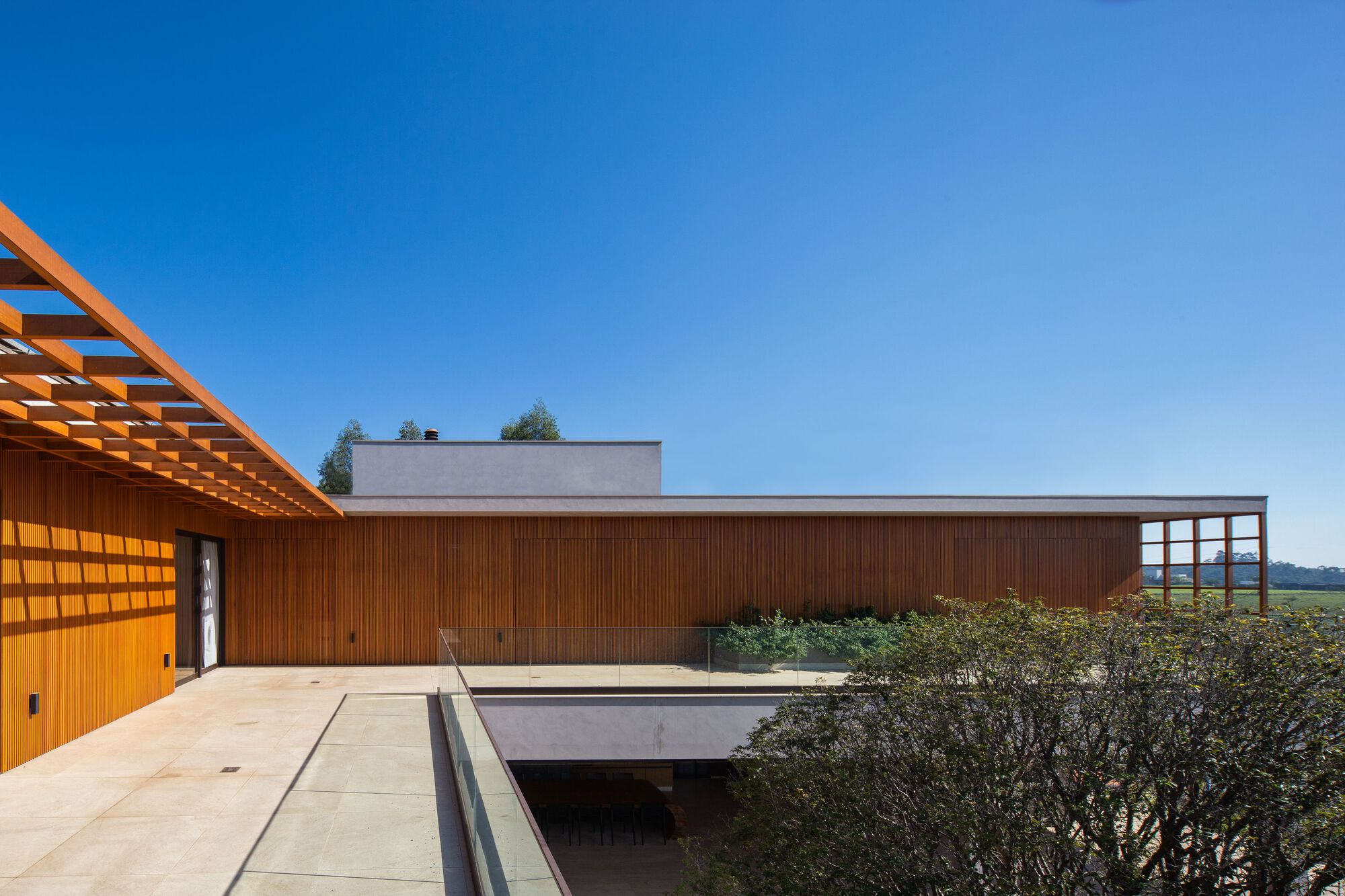 Gallery of Brauninhas House / Pablo Lanza Arquitetura - 6
