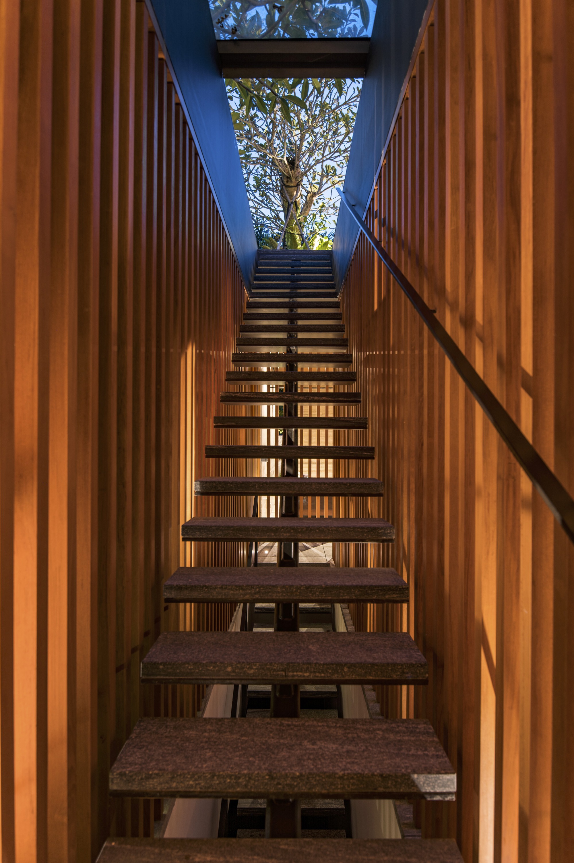 Gallery of Forgetting Time House / Wallflower Architecture + Design - 22