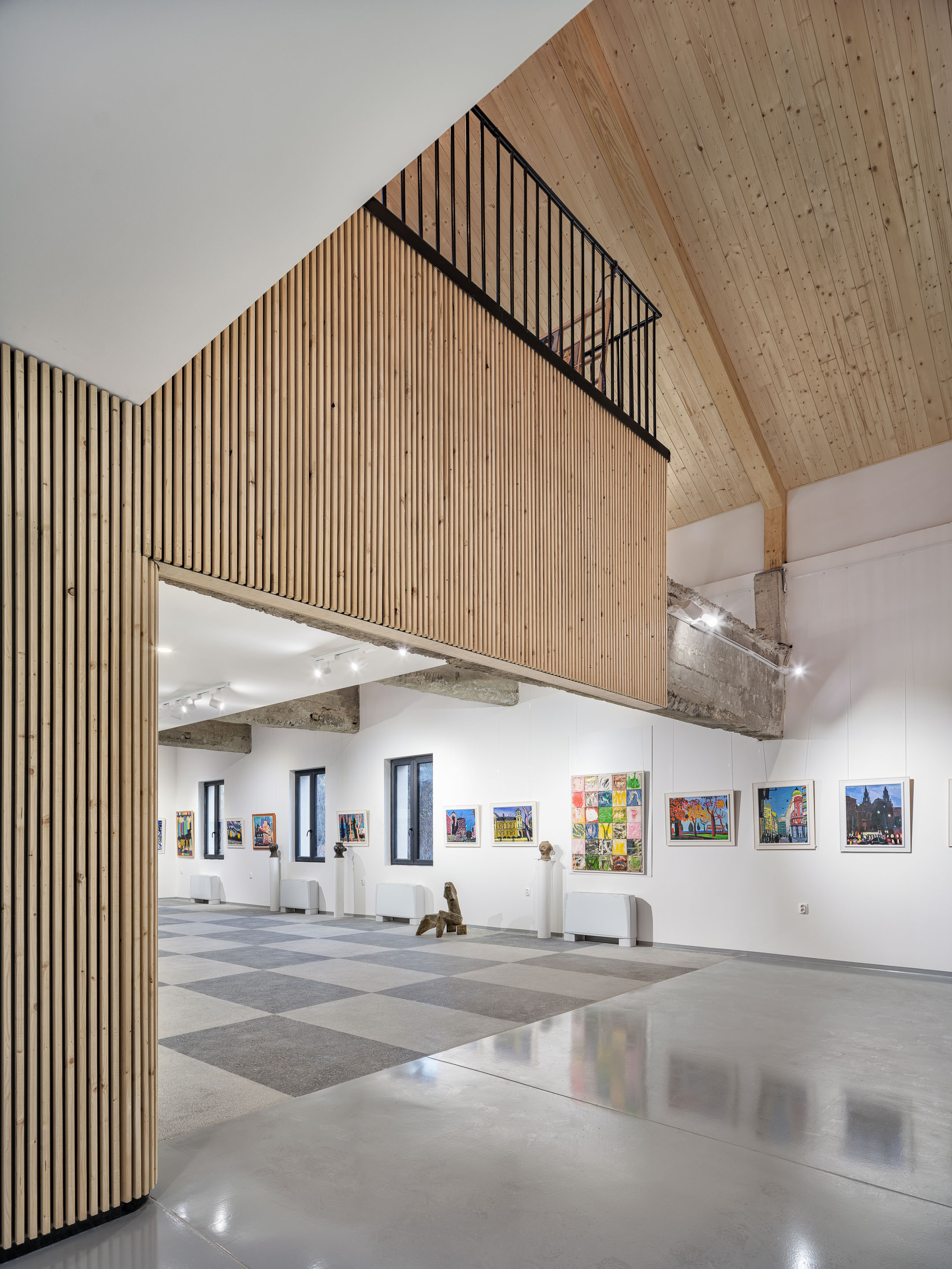 Galeria de Centro de Arte Vihrony / Vision Consulting - 4