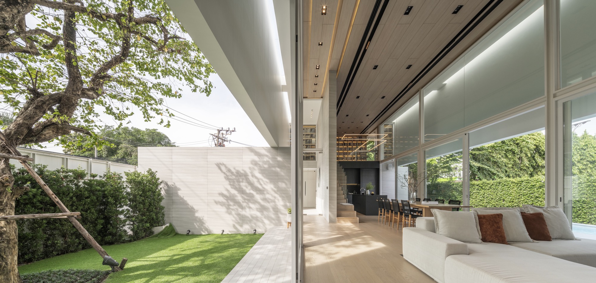 Gallery of TJ House / One and a Half Architects - 15