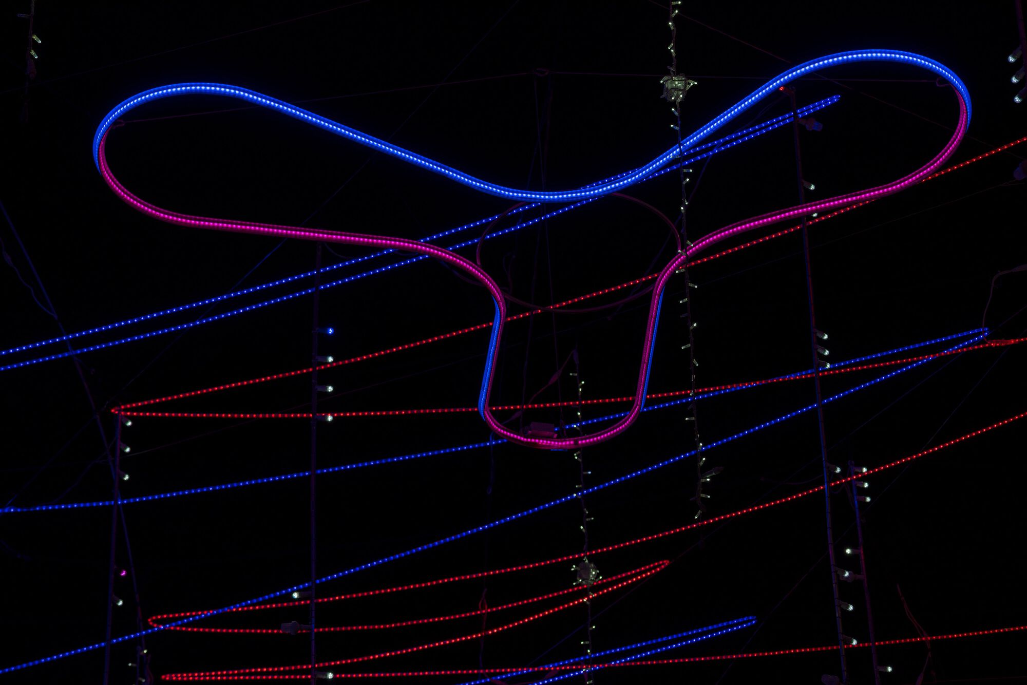 Gallery of IRIS Light Installation / Brut Deluxe - 16