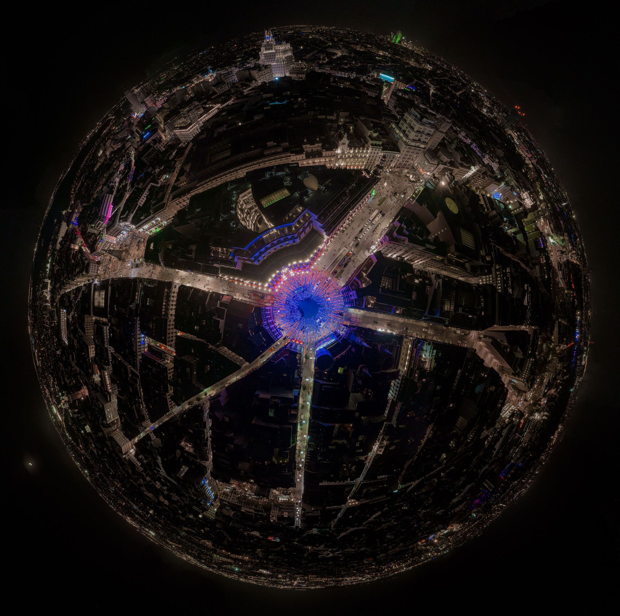 Gallery of IRIS Light Installation / Brut Deluxe - 10