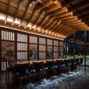 Akaari Premium Restaurant / NH Village Architects | ArchDaily