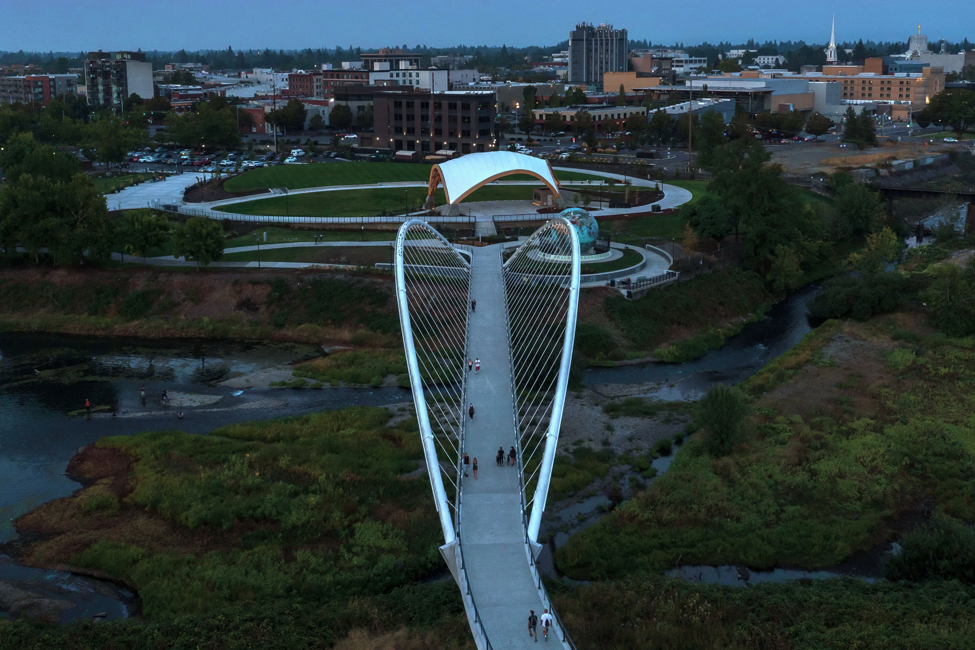 Gallery of Peter Courtney Minto Island Bicycle and Pedestrian Bridge ...