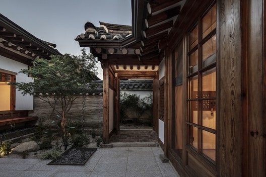 منزل Yang Yoo Dang / STAY Architects - Decor Design