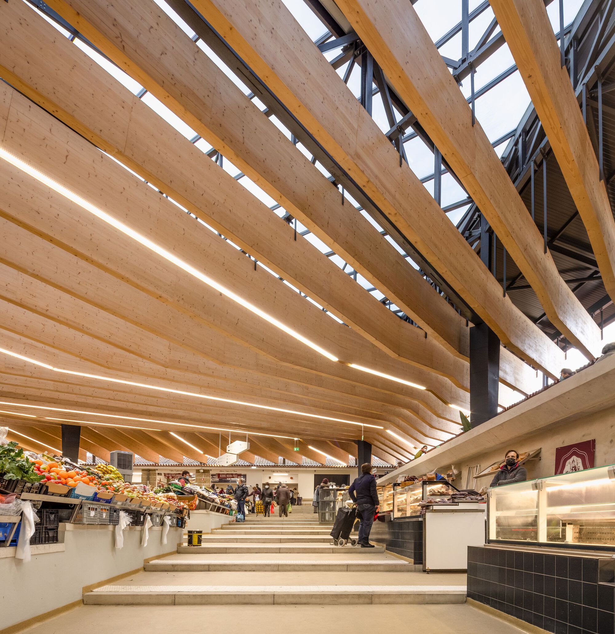 Gallery of Braga Municipal Market / APTO Architecture - 15