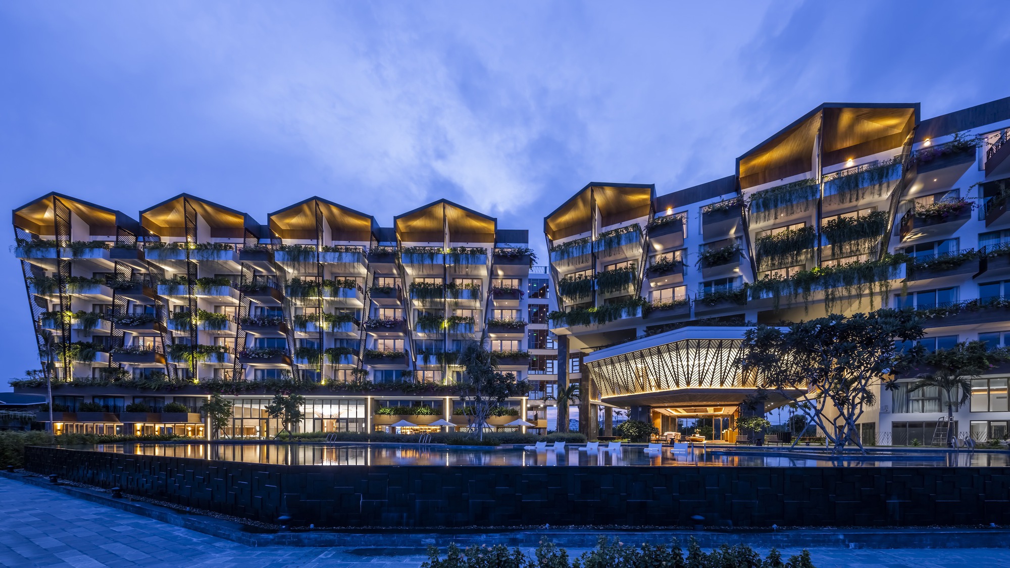 Gallery of Bellerive Resort / AVA Architects - 24