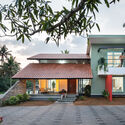 Inara House / CLAY COOP Architects | ArchDaily