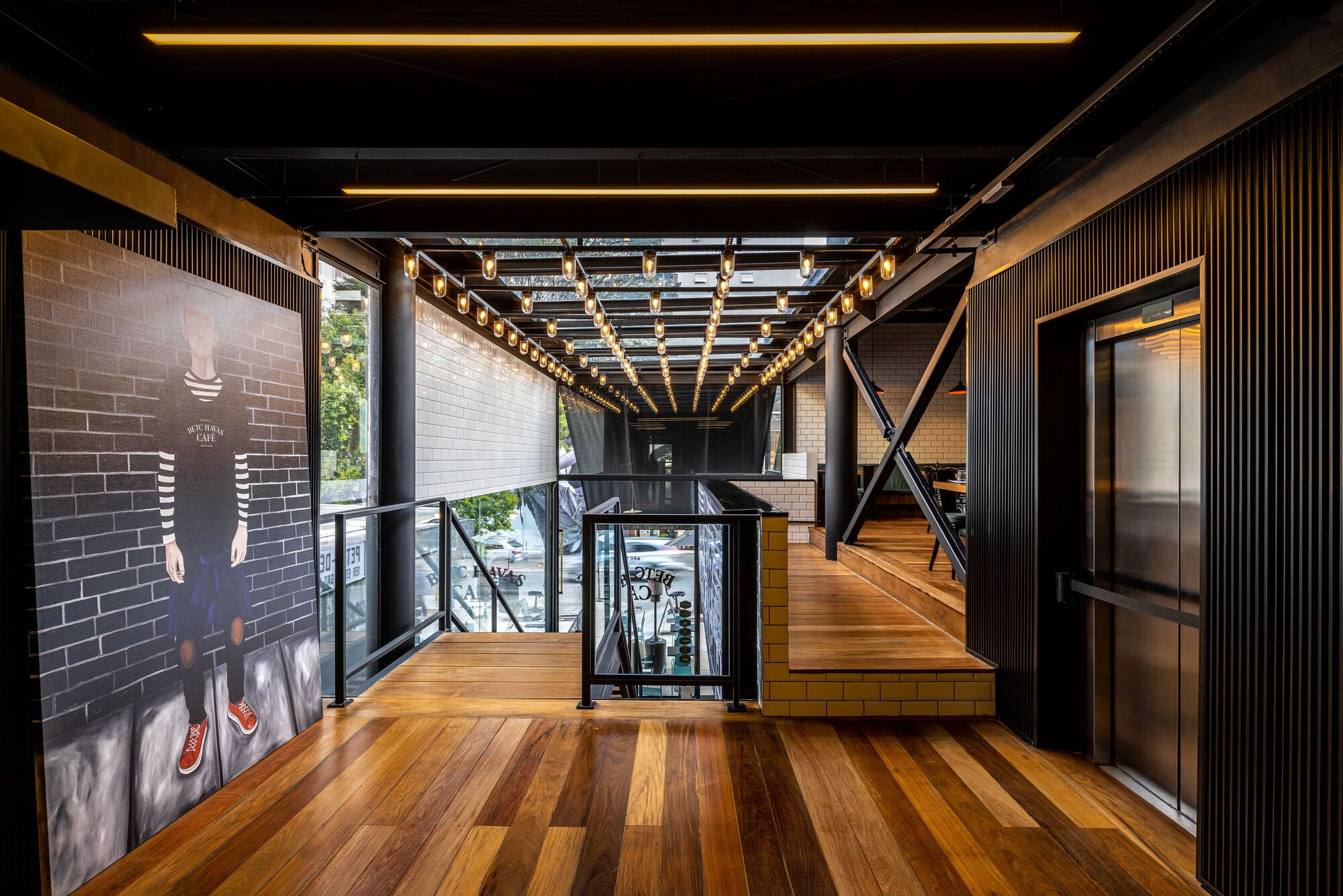 Galeria de BETC Havas Café / Galeria Arquitetos + Terra Capobianco - 14
