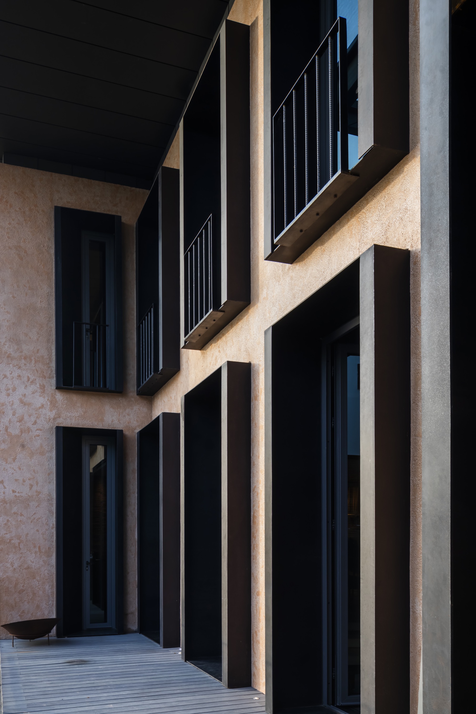 Gallery of Pi House / D&P Associates - 29