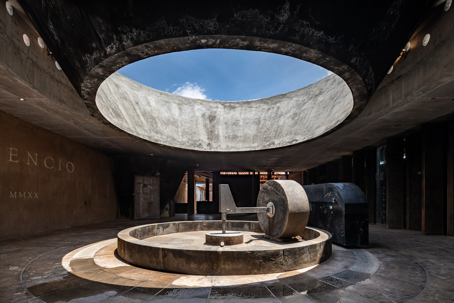Galería de La arquitectura de los patios circulares en México - 2