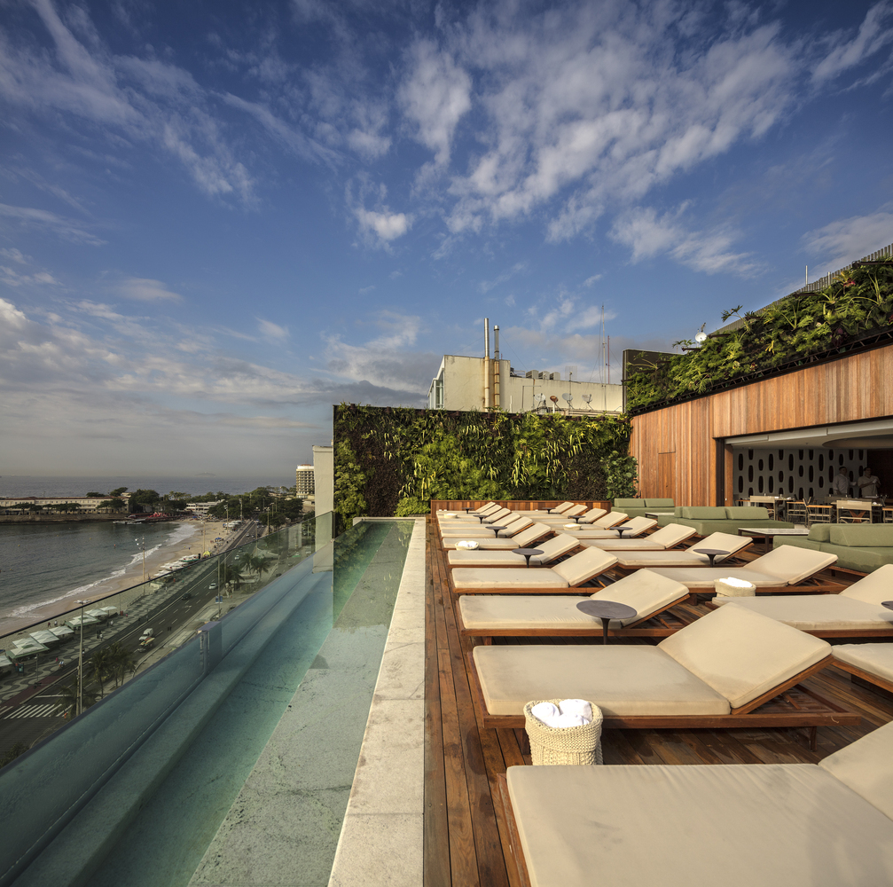 Gallery of Rest on the Beach: 5 Hotels on the Brazilian Coast - 11