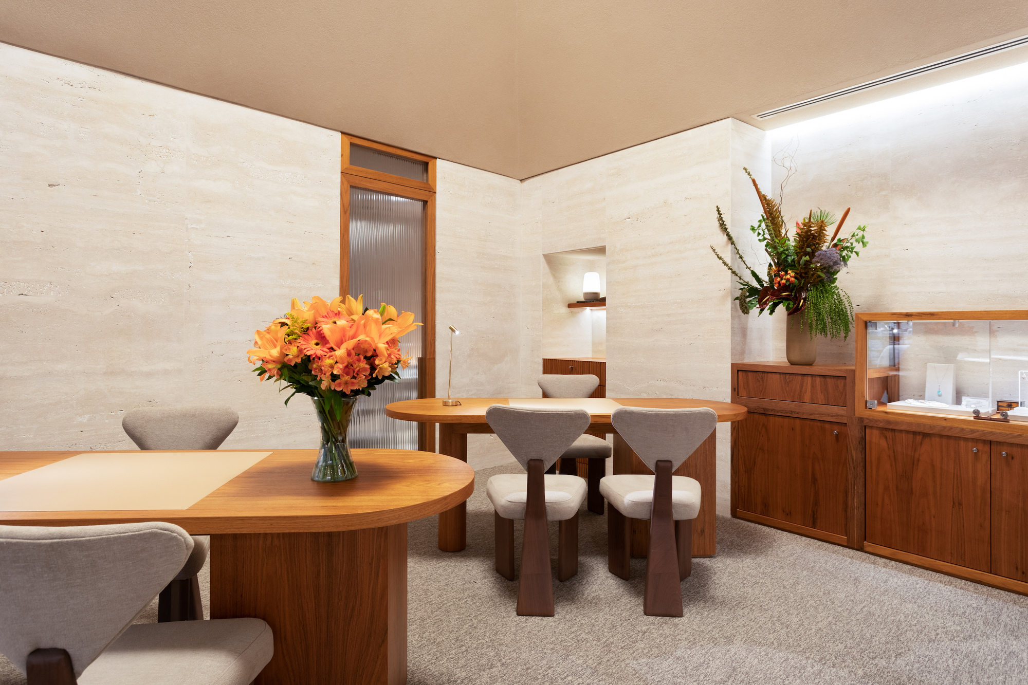 Gallery of Orit Store / Alan Chu - 7