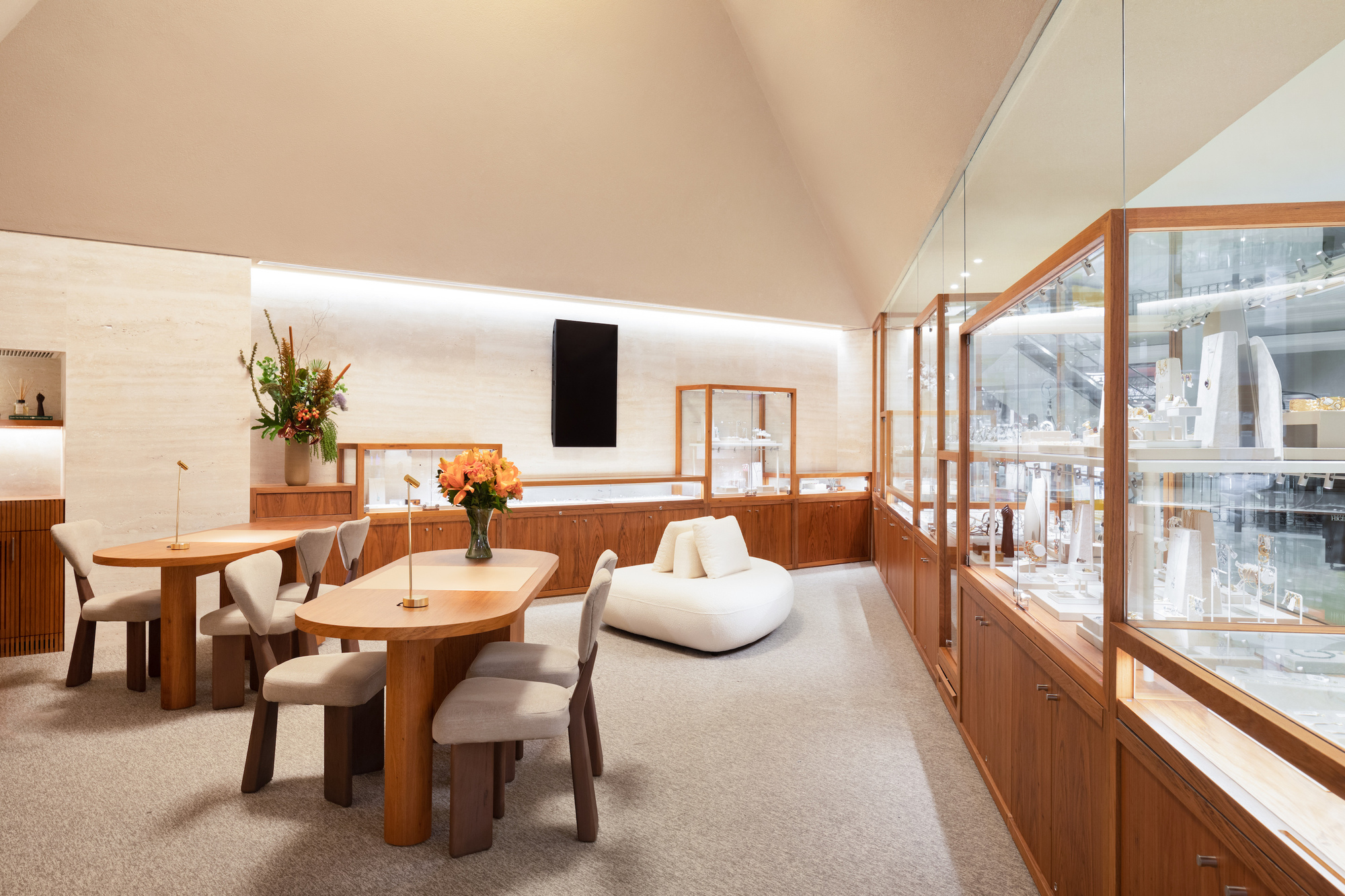 Gallery of Orit Store / Alan Chu - 9